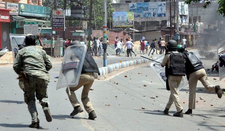 A tale of two mobs: Rioting mob in Bulandshahr does not garner media ...