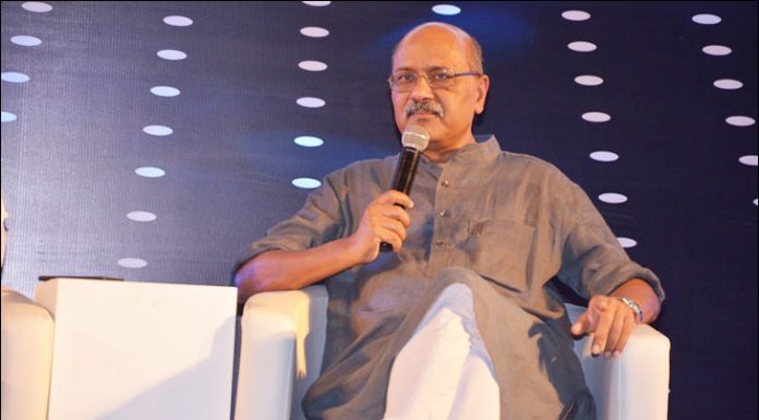 Shekhar Gupta admits that journalists chose to ignore the positive ...