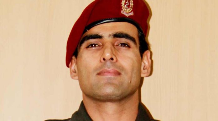 Army veteran Surendra Poonia receives threats from Pakistan, files ...