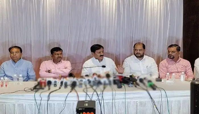 Gujarat: Bharatsinh Solanki to take a short break from politics