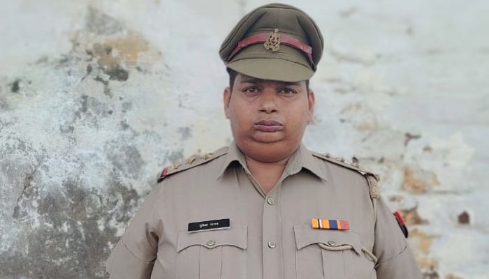 UP: Man arrested for impersonating as cop, wanted to avoid toll
