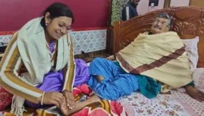 Female TMC member gives foot massage to MLA Asit Majumder