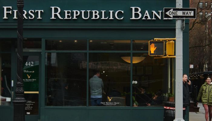 US: First Republic Bank receives 30 billion in deposits from 11 banks ...