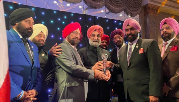 Indian ambassador to USA gets Sikh Hero Award from Sikhs of America