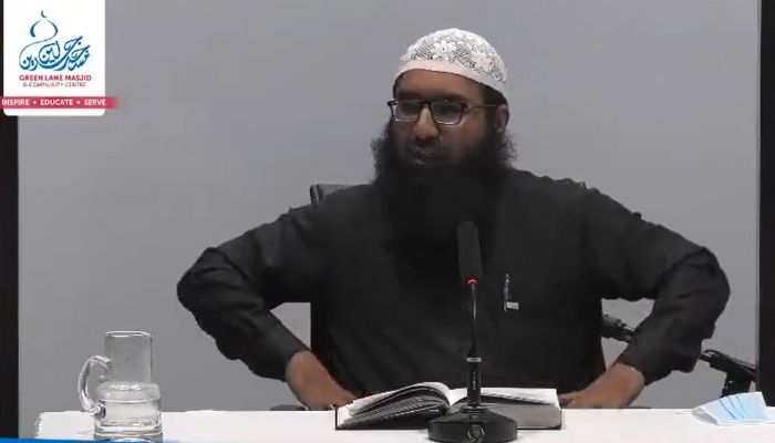 UK: Imam of Green Lane mosque in Birmingham seen describing the ...