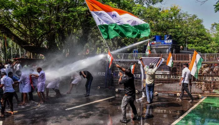Kerala: Congress protest march against state police turns violent