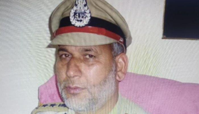 J&K: Retired SSP Mohammad Shafi Mir shot dead in a mosque by terrorists