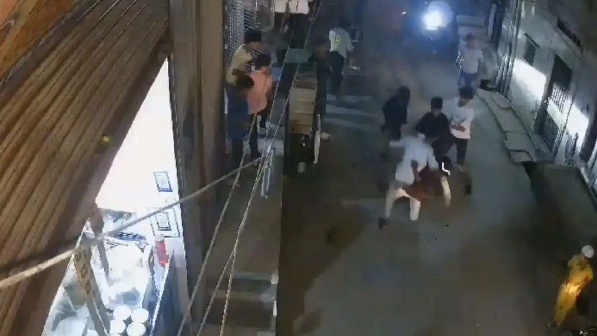 Delhi: Adil Ansari, Faisal and two minors stab Iqwal to death in Seelampur