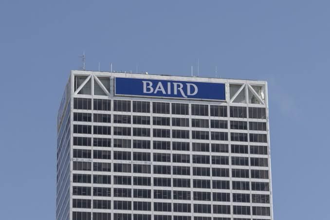 US: Junior bankers at Robert W. Baird bank made to work 110-hour weeks ...