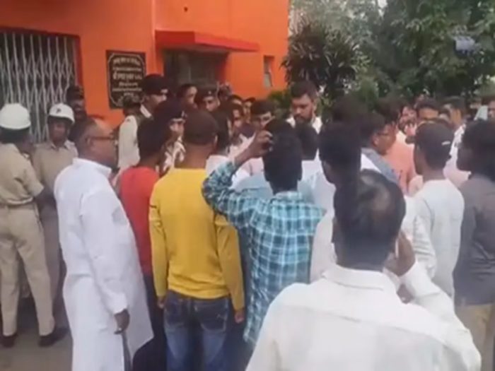 Aftab Ansari, arrested for raping a tribal woman, dies after breaking ...