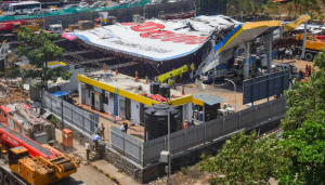 Mumbai hoarding collapse: Probe indicts IPS officer, BMC official & Ego ...