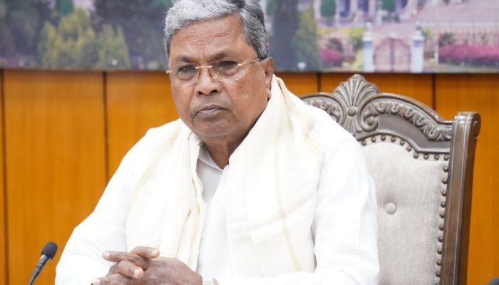 Karnataka CM Siddaramaiah collected ₹300 crore from Ministers to fund ...