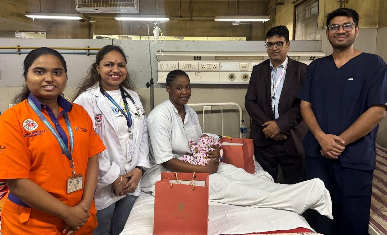 Tanzanian woman gives birth to healthy girl in a moving ambulance with ...